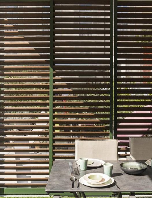 Pergotenda Corradi: Pérgolas de madera y aluminio para jardines